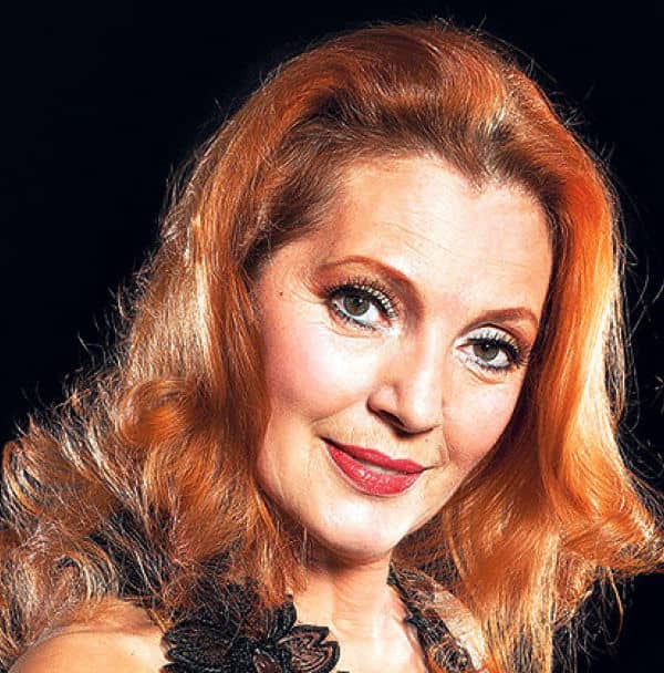 Tanja Bošković Savremena Truly Differentsavremena Truly Different